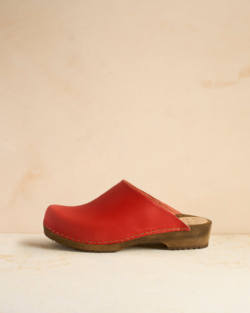 Poppy Red Leather Clog – KIT + CLOGS STUDIO