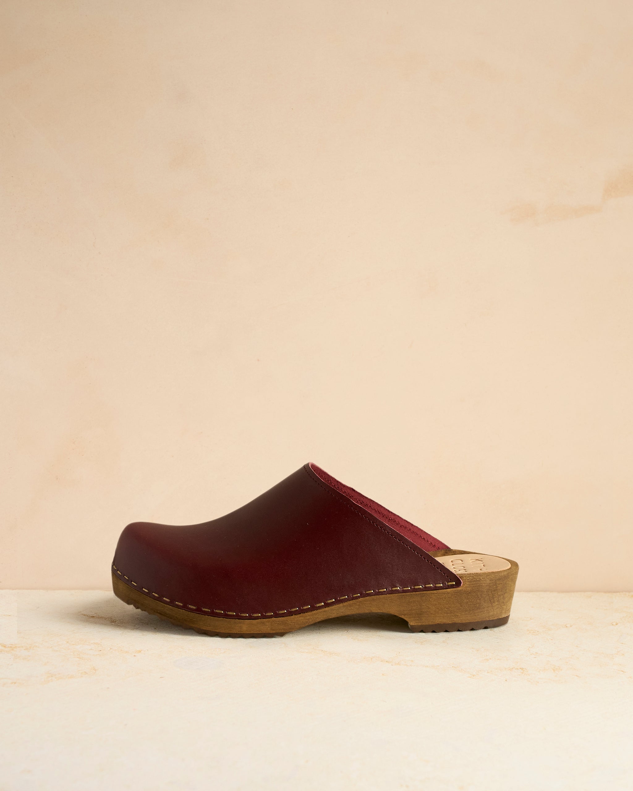 Burgundy Maroon Red Low Klassisk Clog – KIT + CLOGS STUDIO