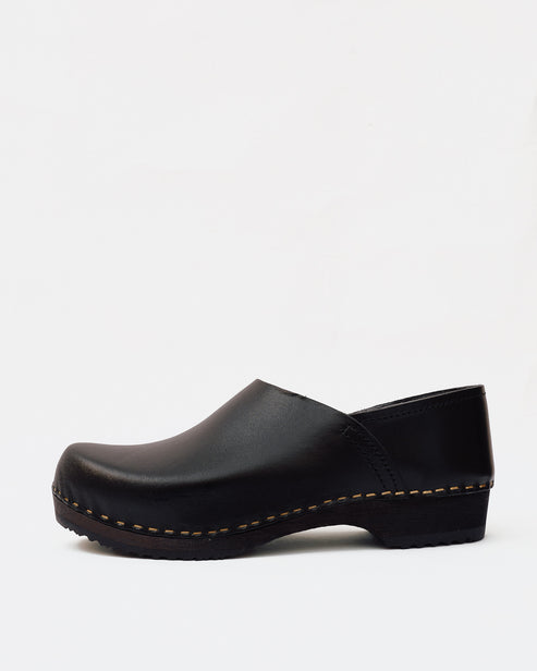 Onyx Back Tinted Base Low Jord Clog – KIT + CLOGS STUDIO