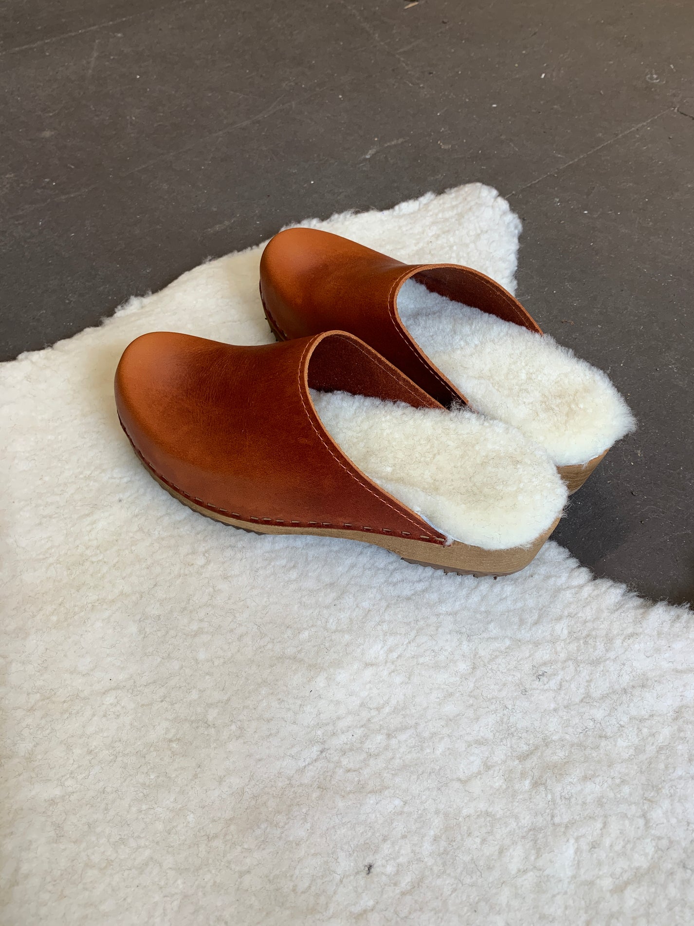 Sheepskin Clog Insole – KIT + CLOGS STUDIO