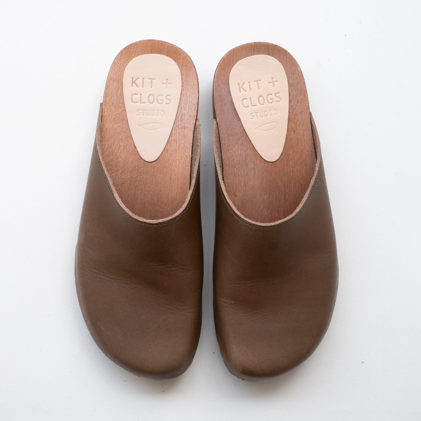 Moss Green Brown Flex Base Klassisk Clog – KIT + CLOGS STUDIO