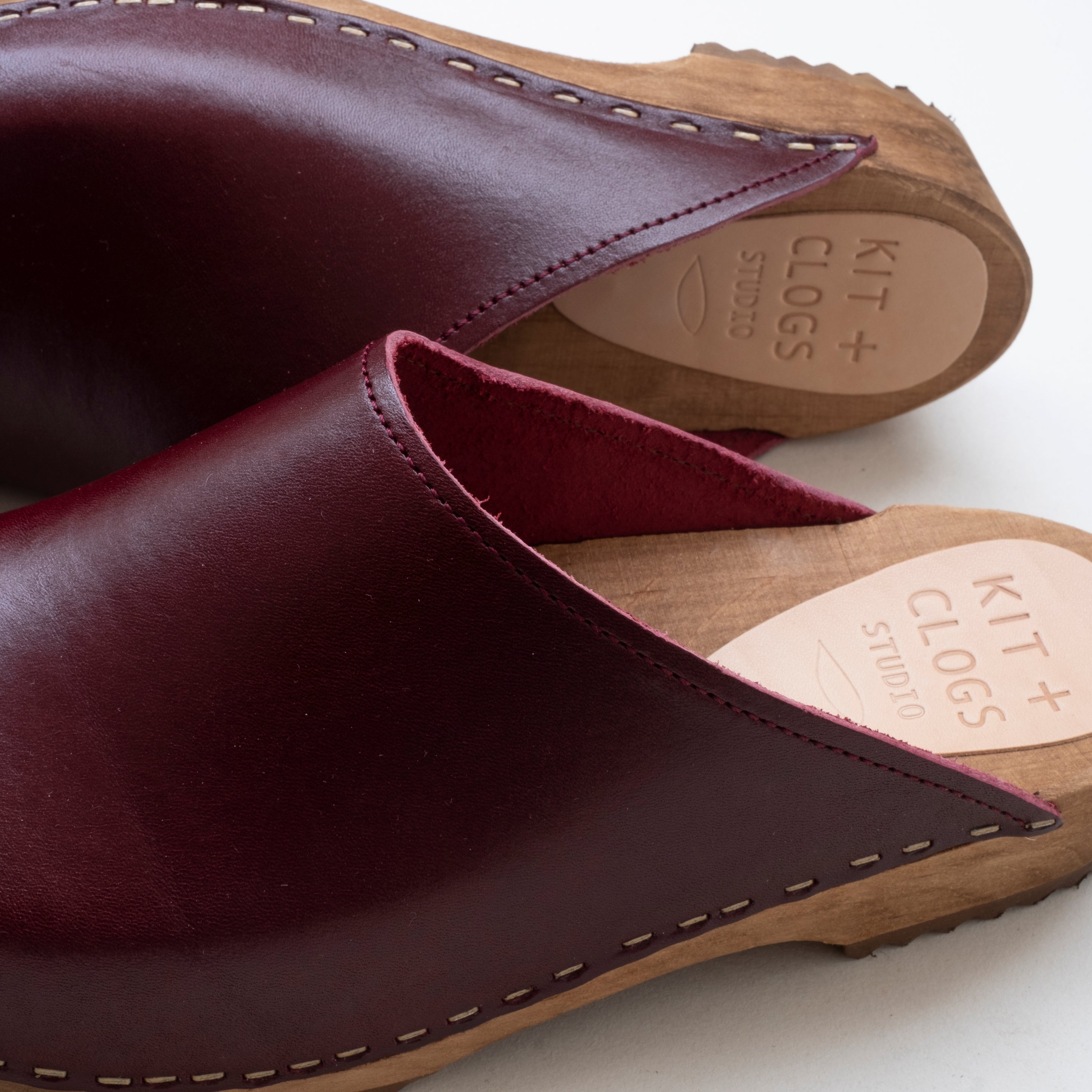 Burgundy Maroon Red Low Klassisk Clog – KIT + CLOGS STUDIO