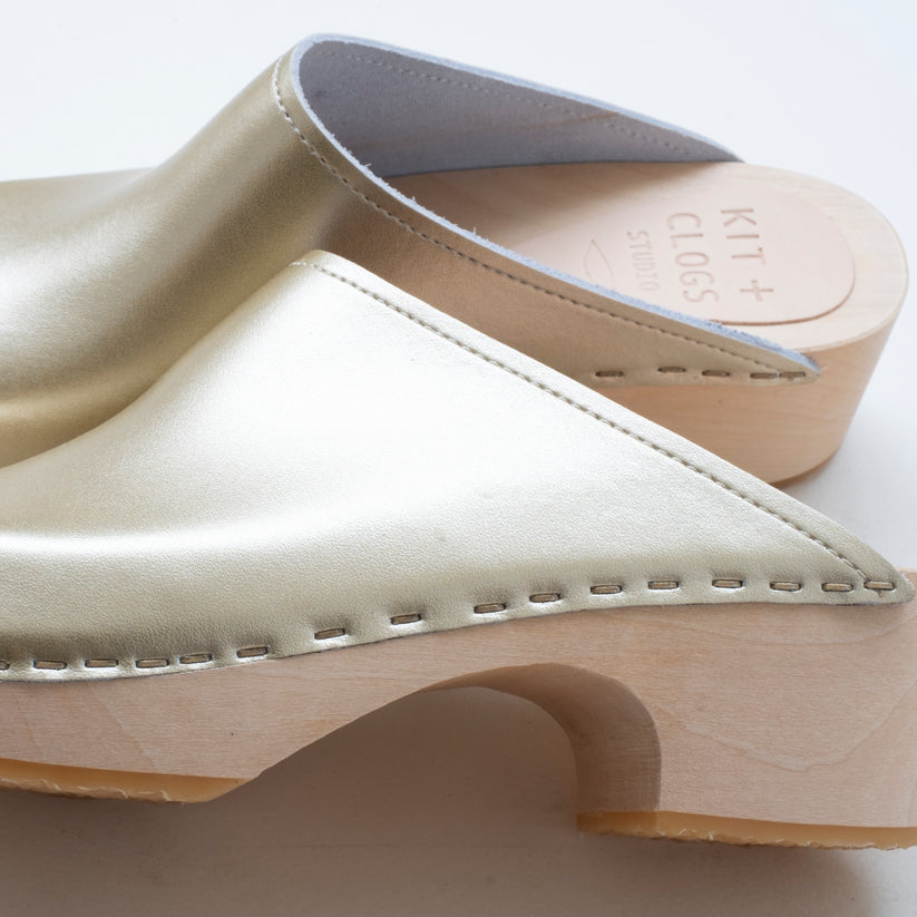 Gold Wooden Mini Heel Clog – KIT + CLOGS STUDIO
